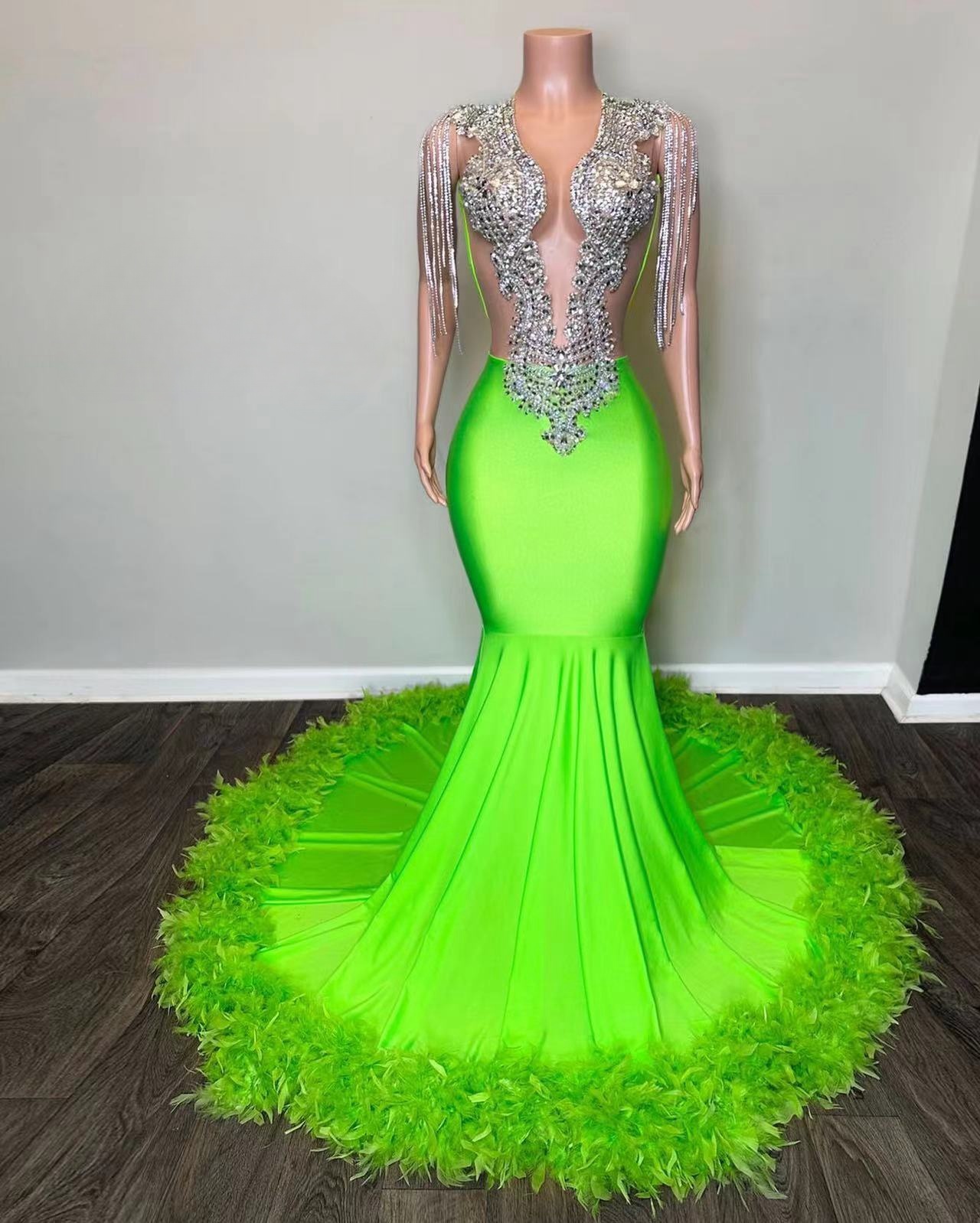 Green Feather Mermaid Prom Dresses Long For Women 2025 Crew Neckline ...